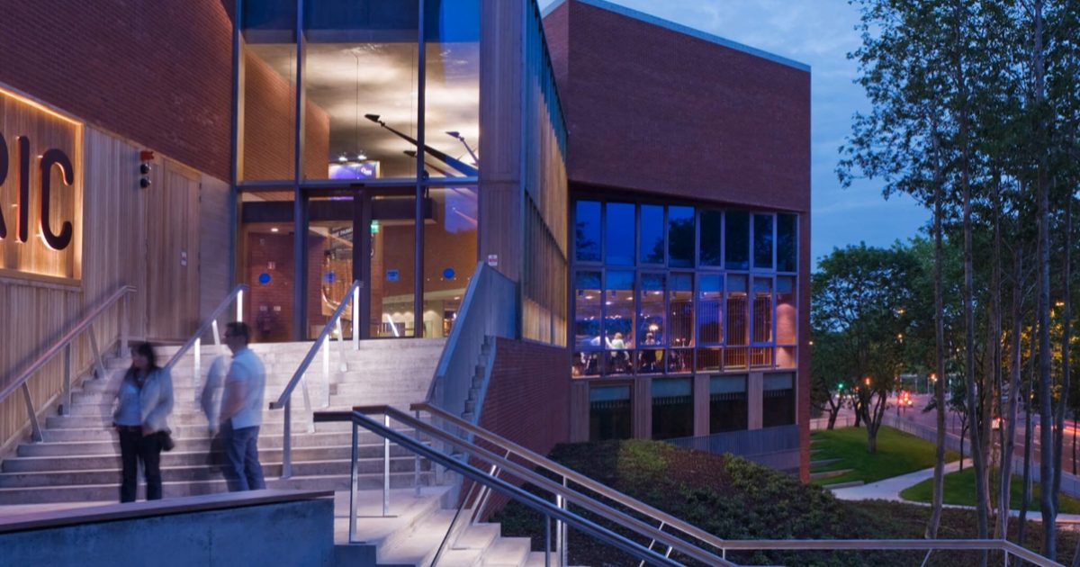 Lyric Theatre Belfast | Northern Ireland Arts & Entertainment